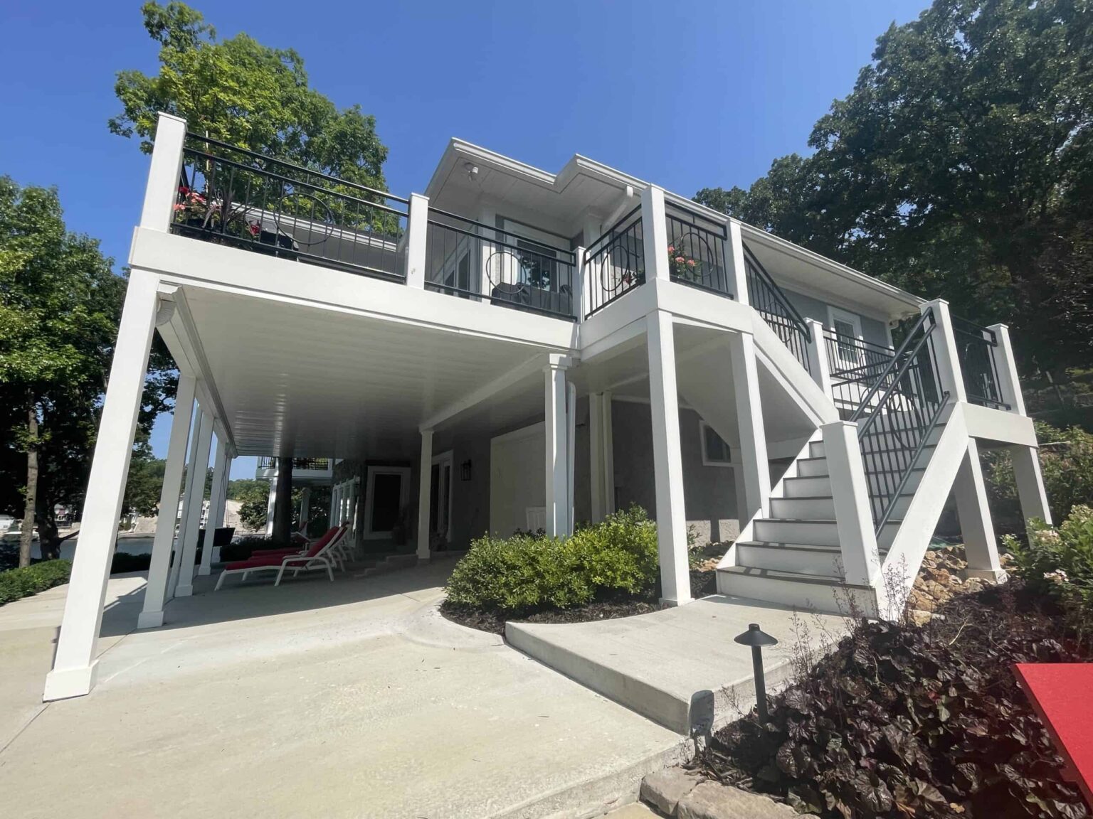 Build RT – Underdecking, Screen Rooms, and Outdoor Living Space Installs