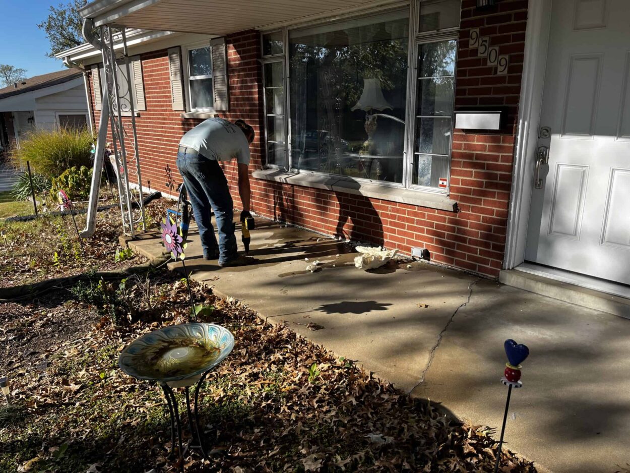 Build RT – Underdecking, Screen Rooms, and Outdoor Living Space Installs