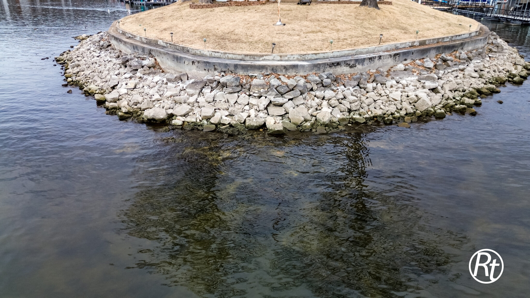 Riprap vs. Seawalls: What’s Best for Your Waterfront Property? - Build RT